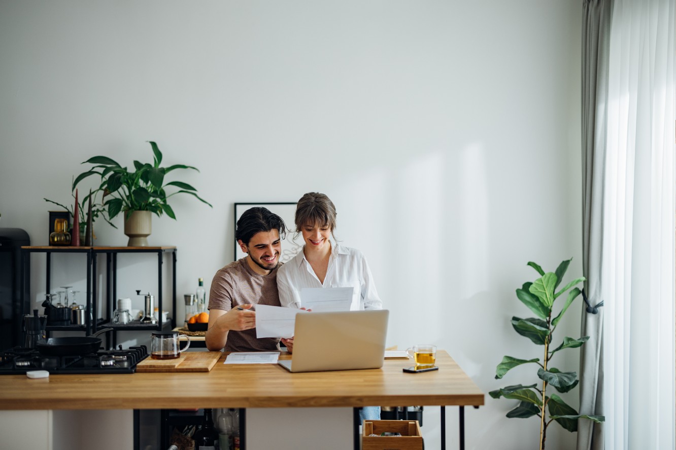 Credit de refinantare garantat cu ipoteca, cu dobanda de la 4,70%