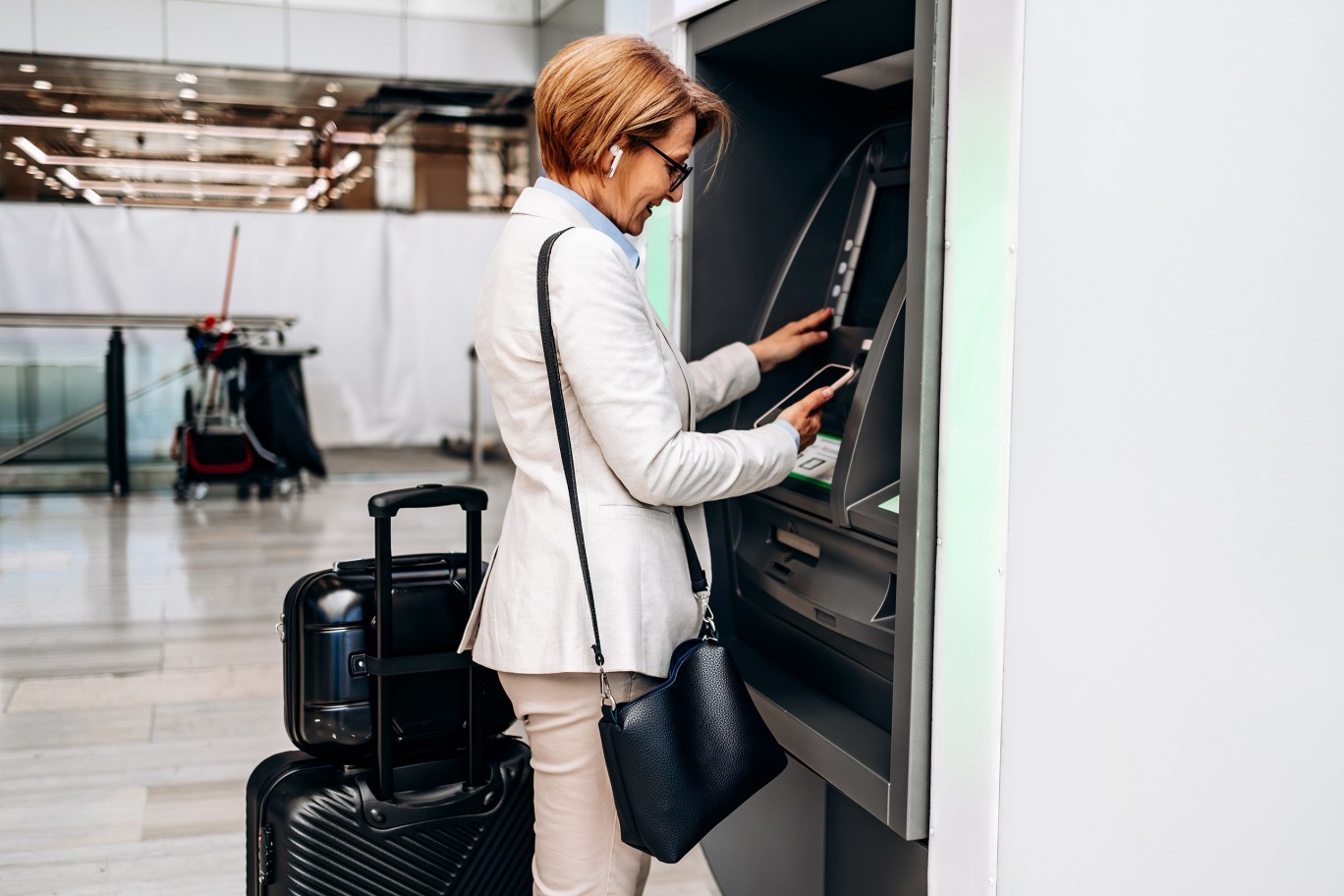 Carduri de debit Visa Platinum