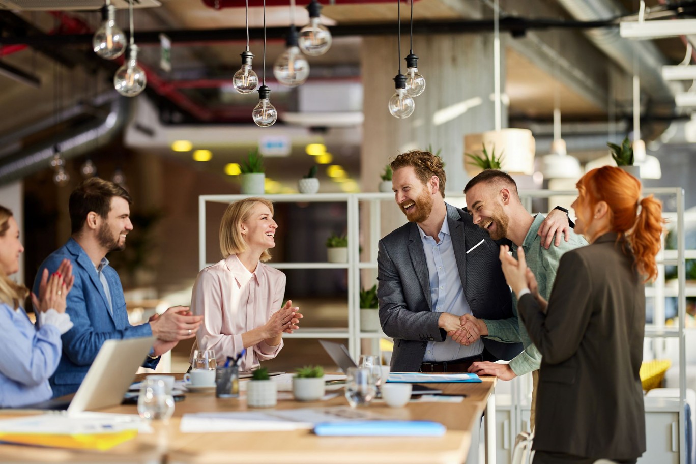 Recomandă clienți IMM și câștigă!